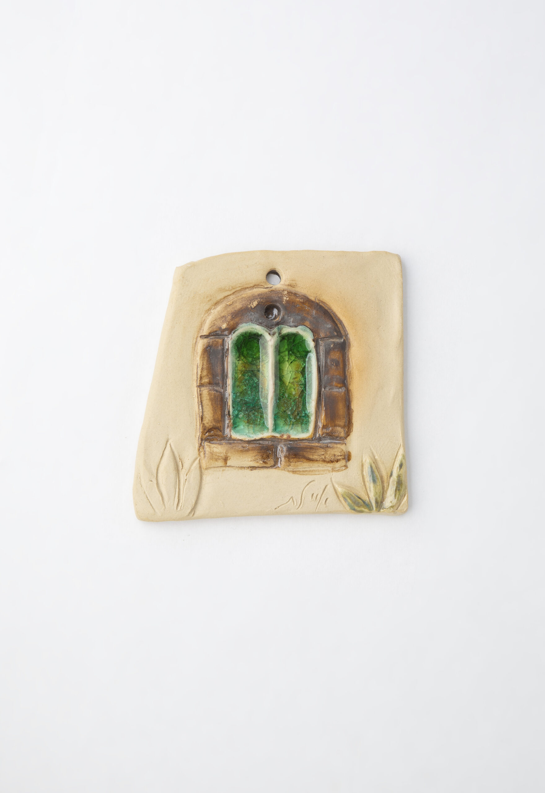 Ancient window wall plaque - שילה הקדומה